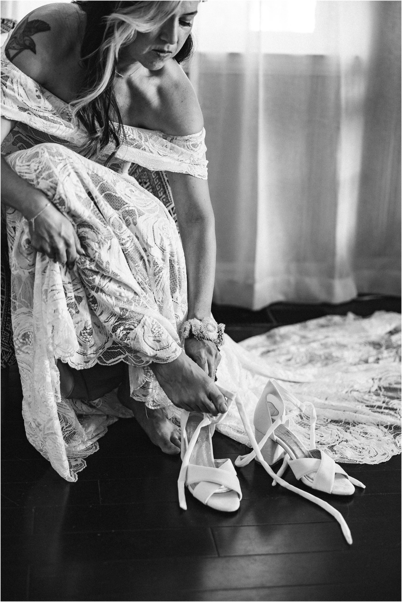 Orange and Yellow Florals for a Colorful Yokayo Ranch Wedding | Holly ...